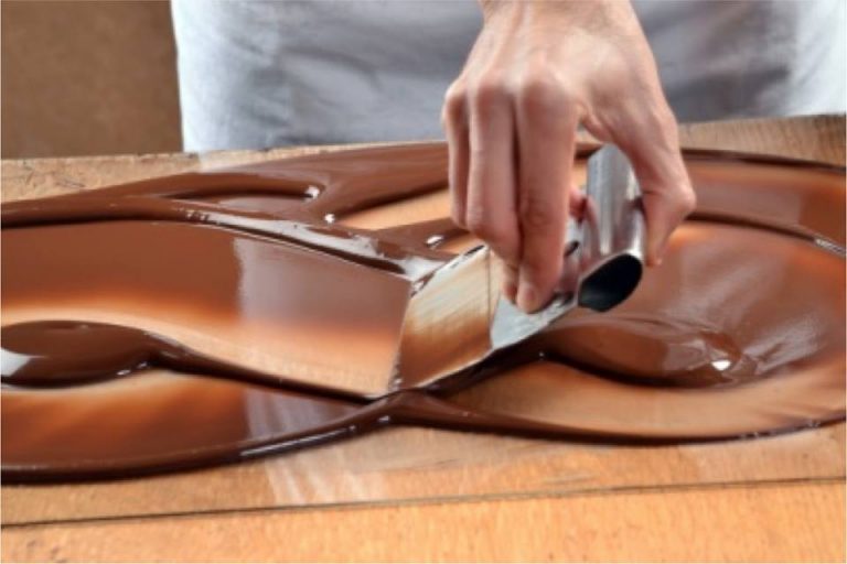 ¿Cómo hacer el templado manual del chocolate? Chocolates Artesanos Isabel